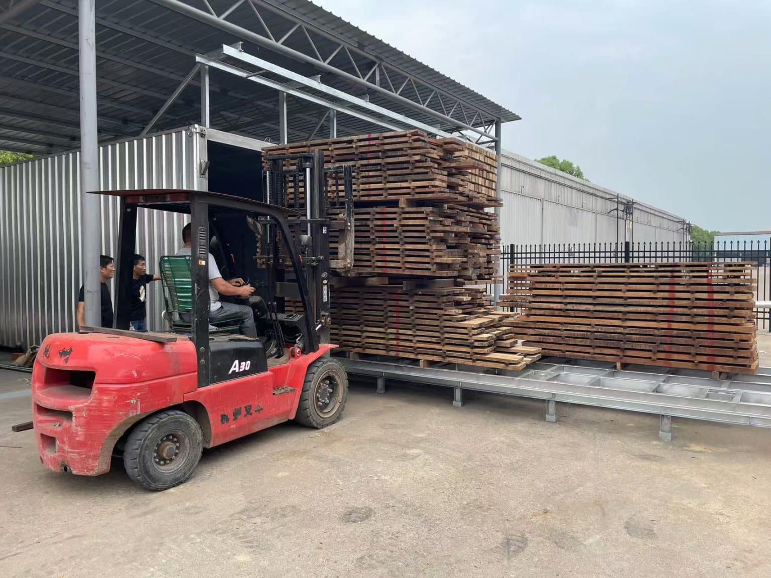 What Is Kiln Drying? Benefits, Process, And Kiln Dried Wood Explained